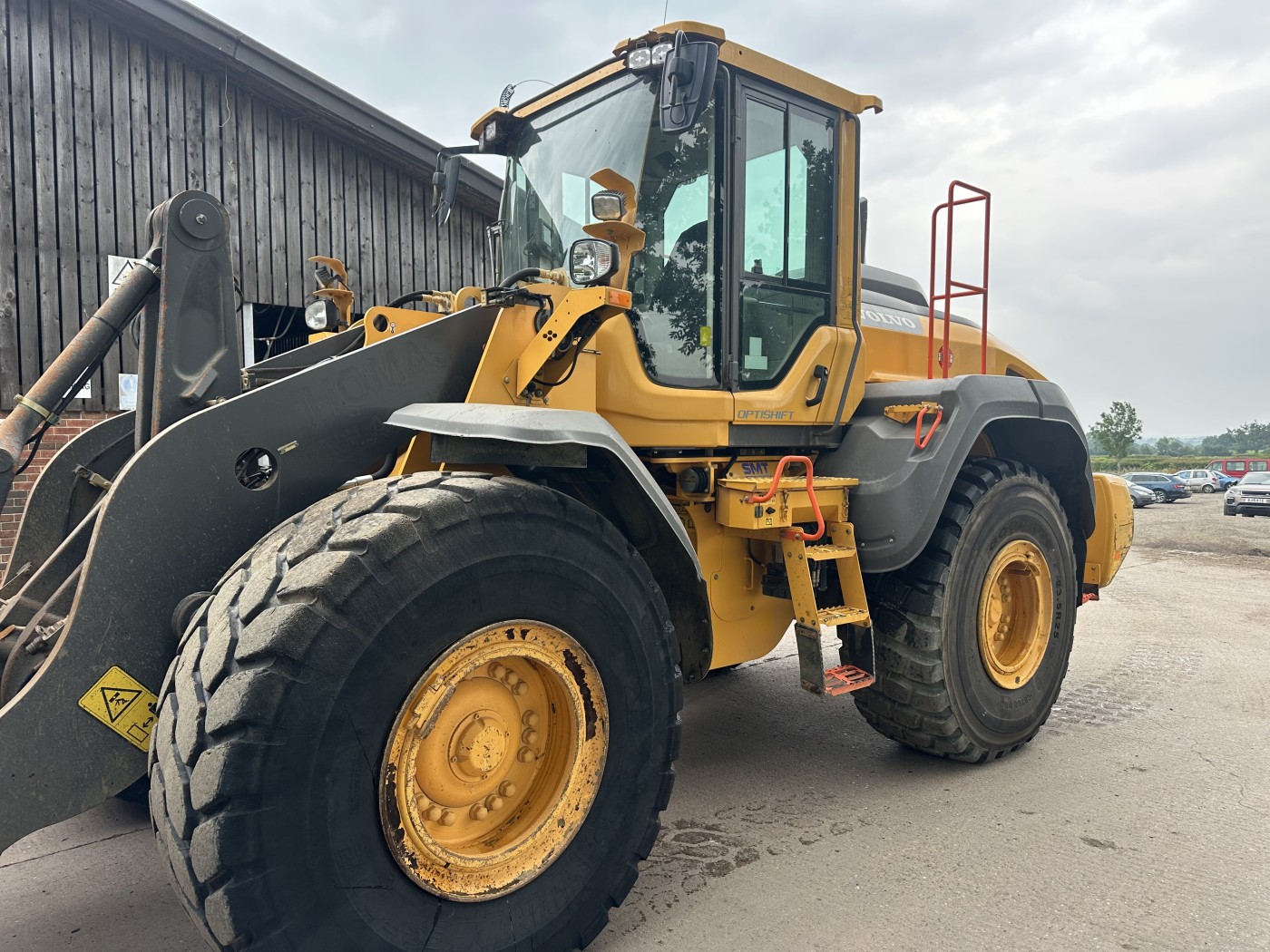 Volvo L110H - Wheel Loaders - Machines