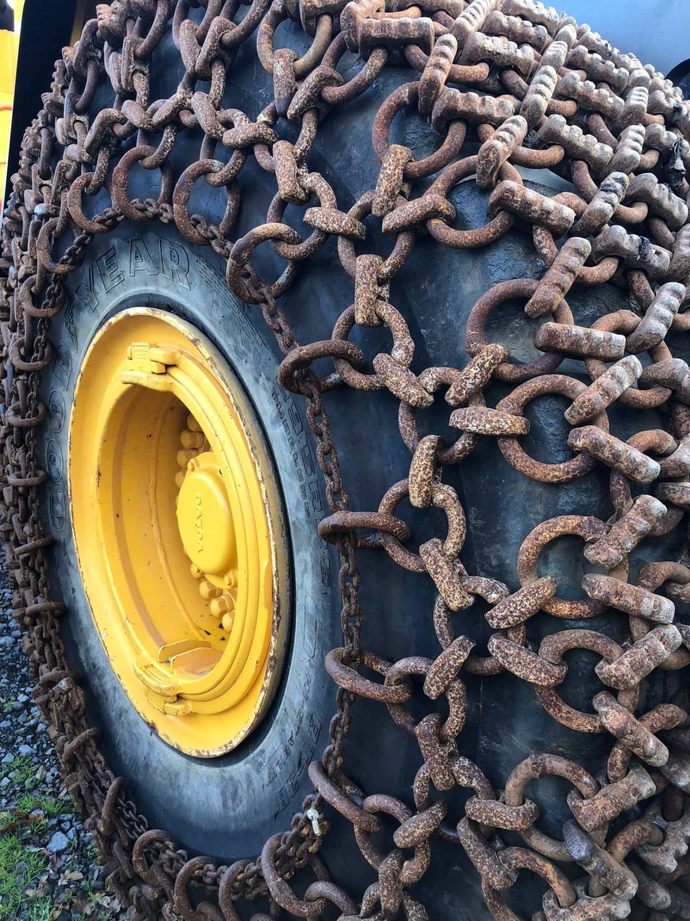 Rock Chains Tyre Chains - Tyres - Machines